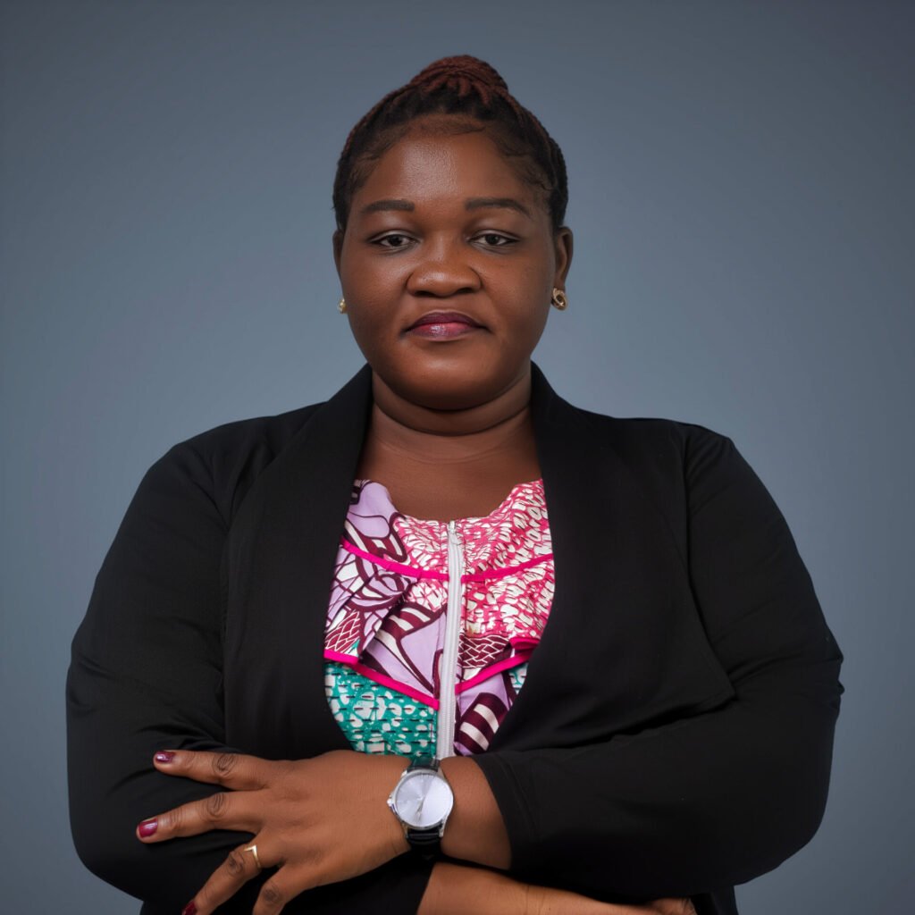 Laura Dogbey – tfho-RESEARCH